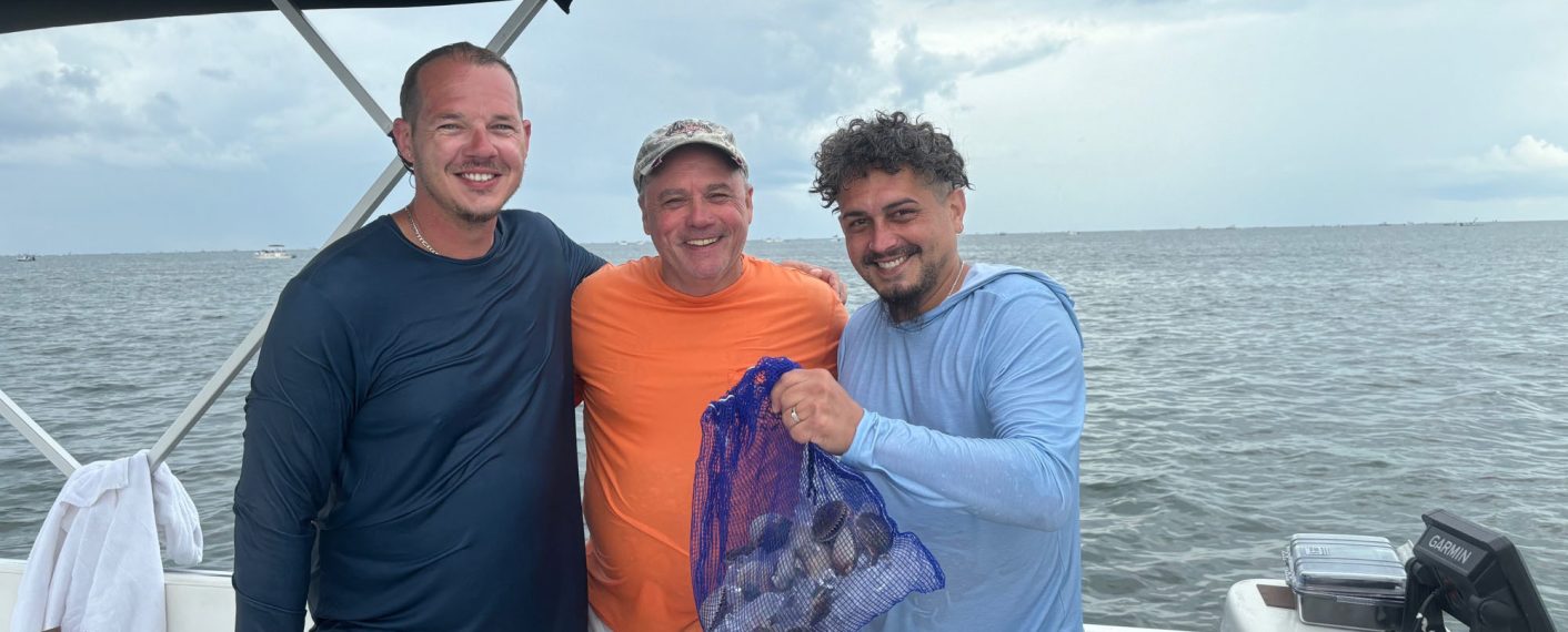 Scalloping Charters | Crystal River Preserve Adventures